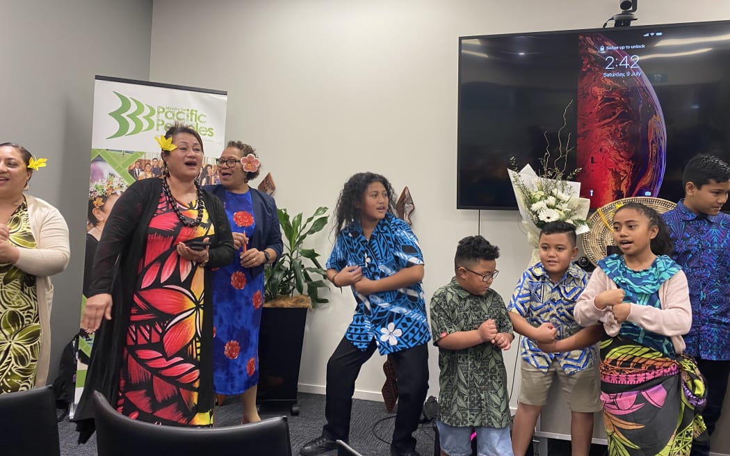 Niuean language teaching goes digital - Pasifika TV