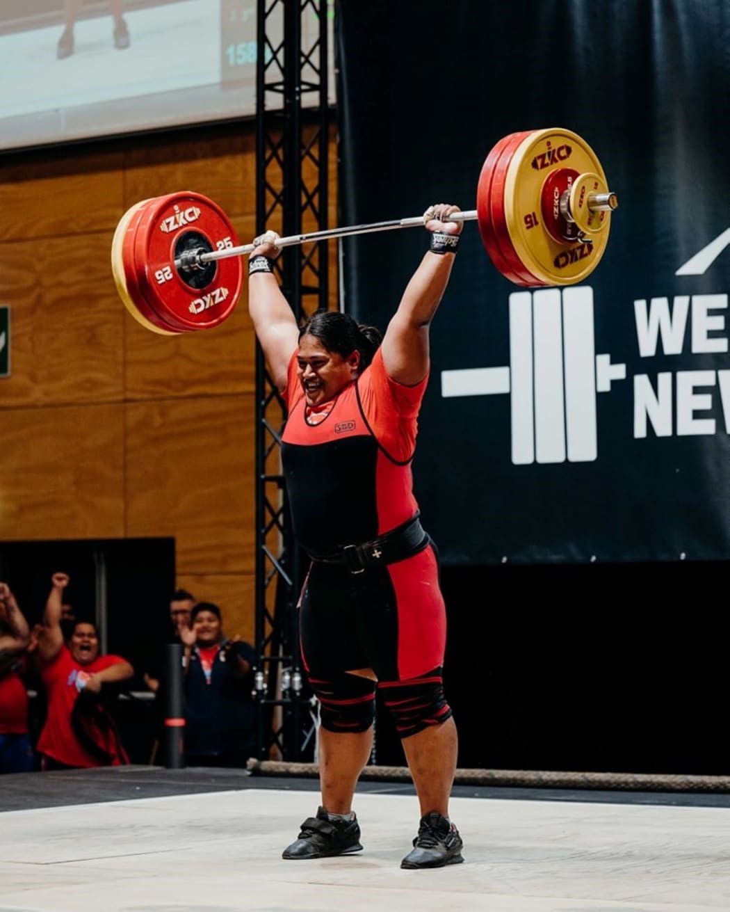 Samoan weightlifters smash Oceania records - Pasifika TV